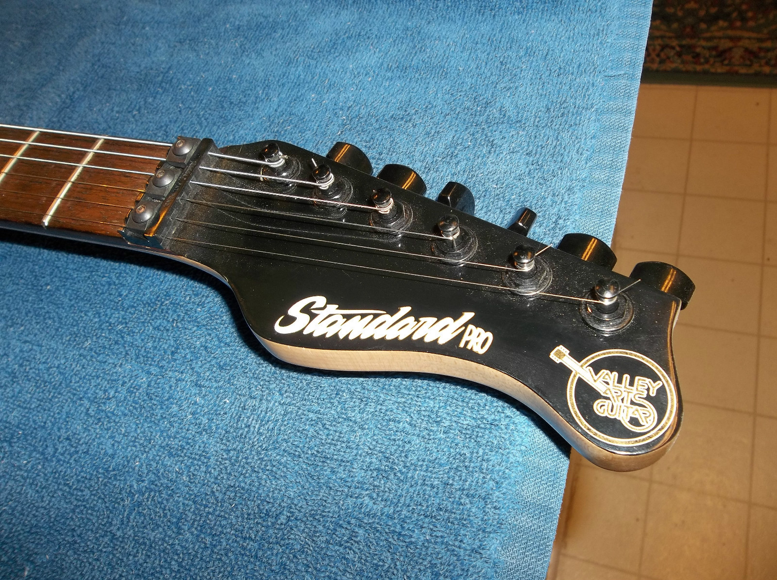 01 head - Valley Arts Guitars Pre-Samick, Pre-Gibson