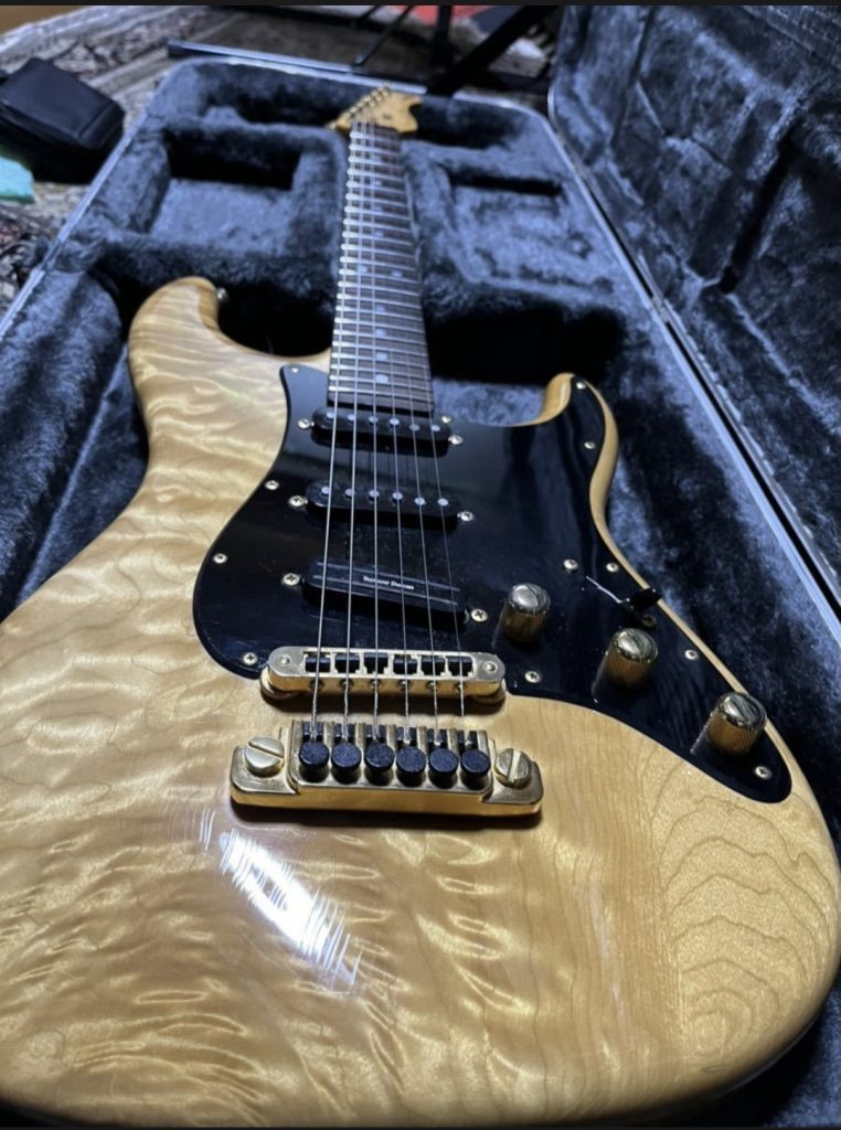 Screenshot_20260112_192705 - Valley Arts Guitars Pre-Samick, Pre-Gibson